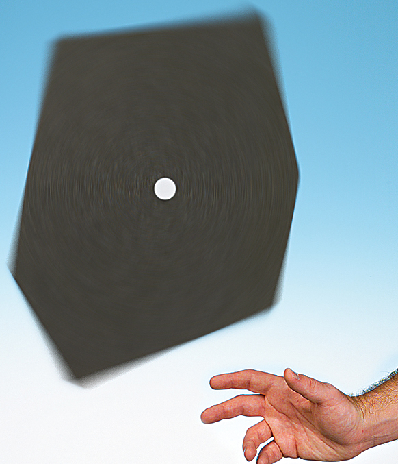 Center of Gravity Toss—Demonstration Kit | Flinn Scientific